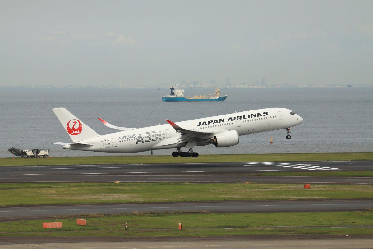 JAL Airbus A350＠羽田空港 | GANREF
