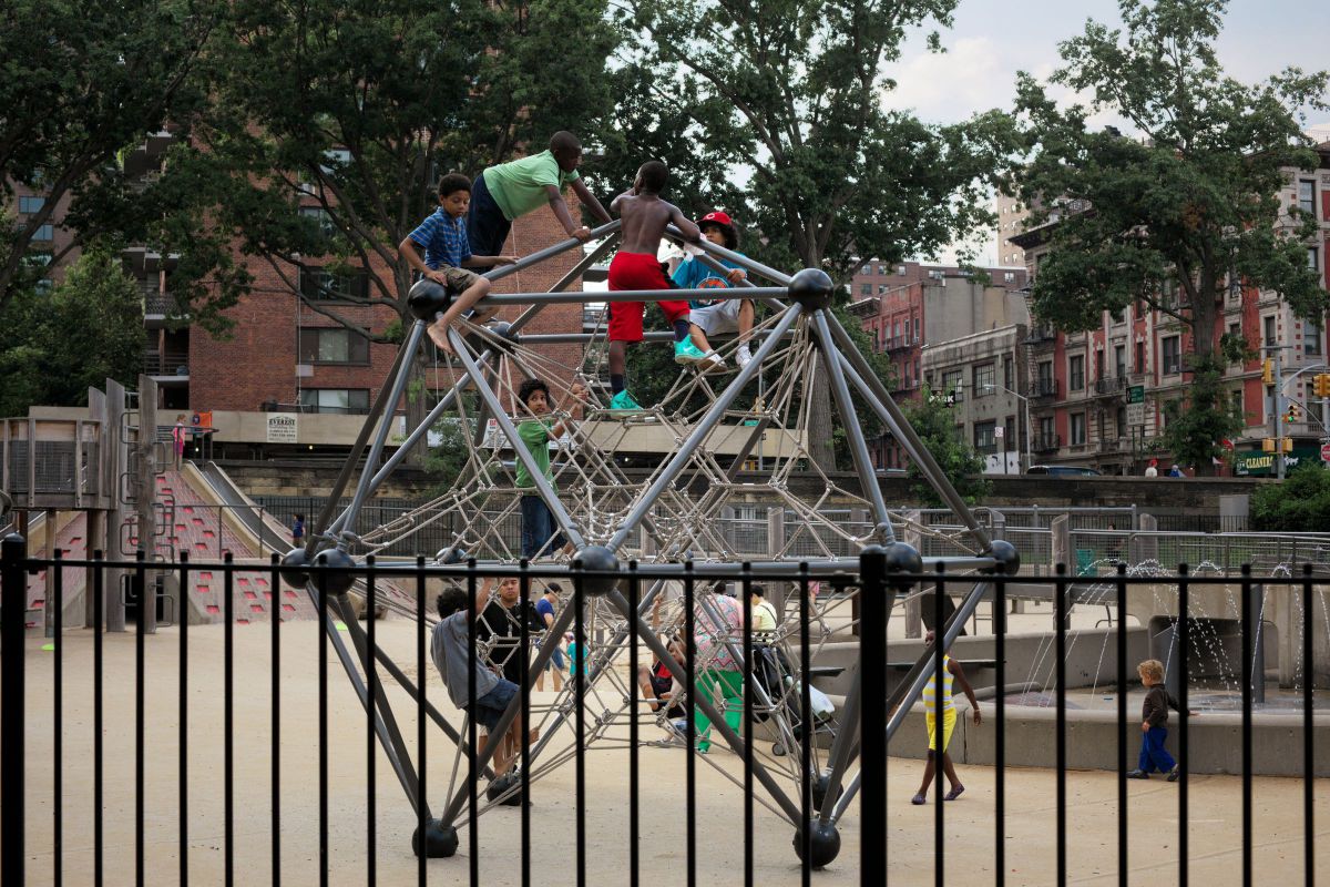 Tarr Family Playground | GANREF