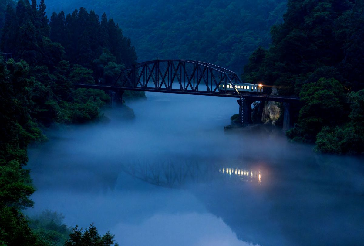 暗闇がやってくる | GANREF