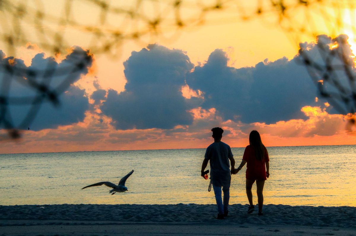 Romantic morning date | GANREF