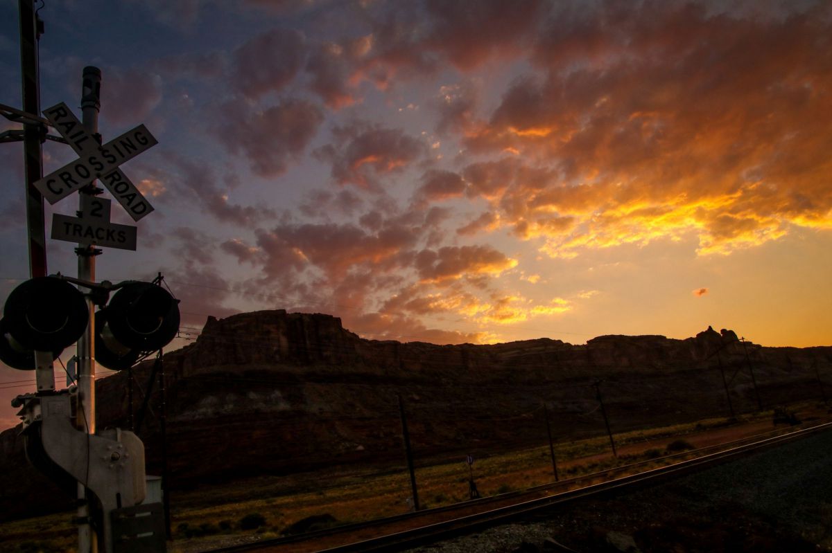 Railroad crossing | GANREF