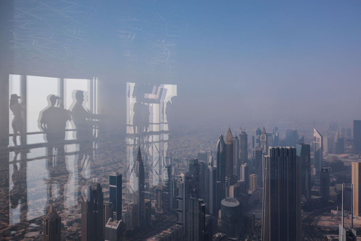 Sky walking | GANREF