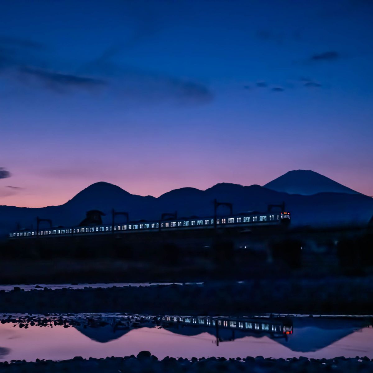 ブルーモーメント | GANREF