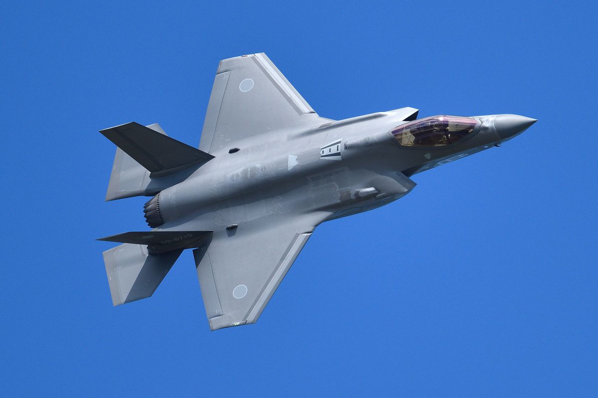 紺碧のF-35A | GANREF