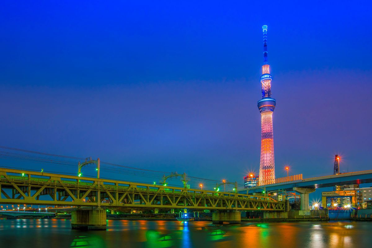 Night Tower | GANREF