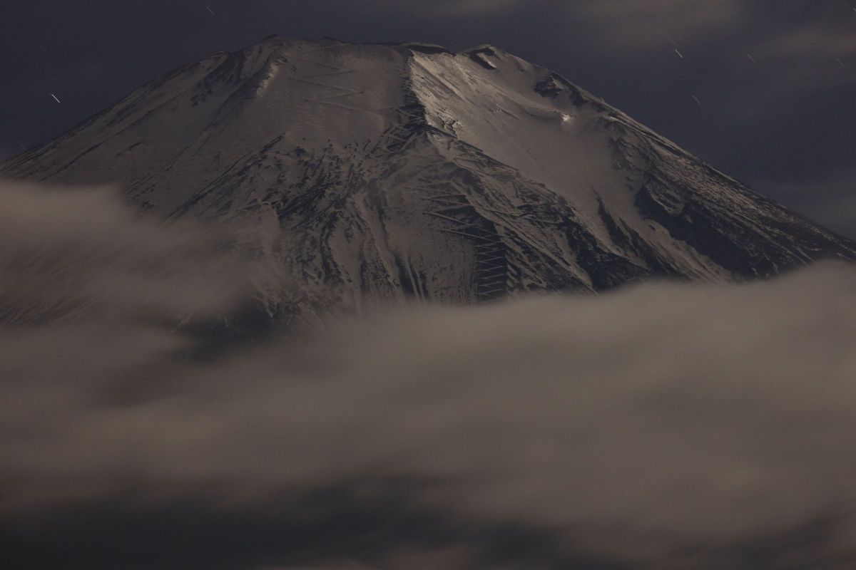 月下の富士 | GANREF