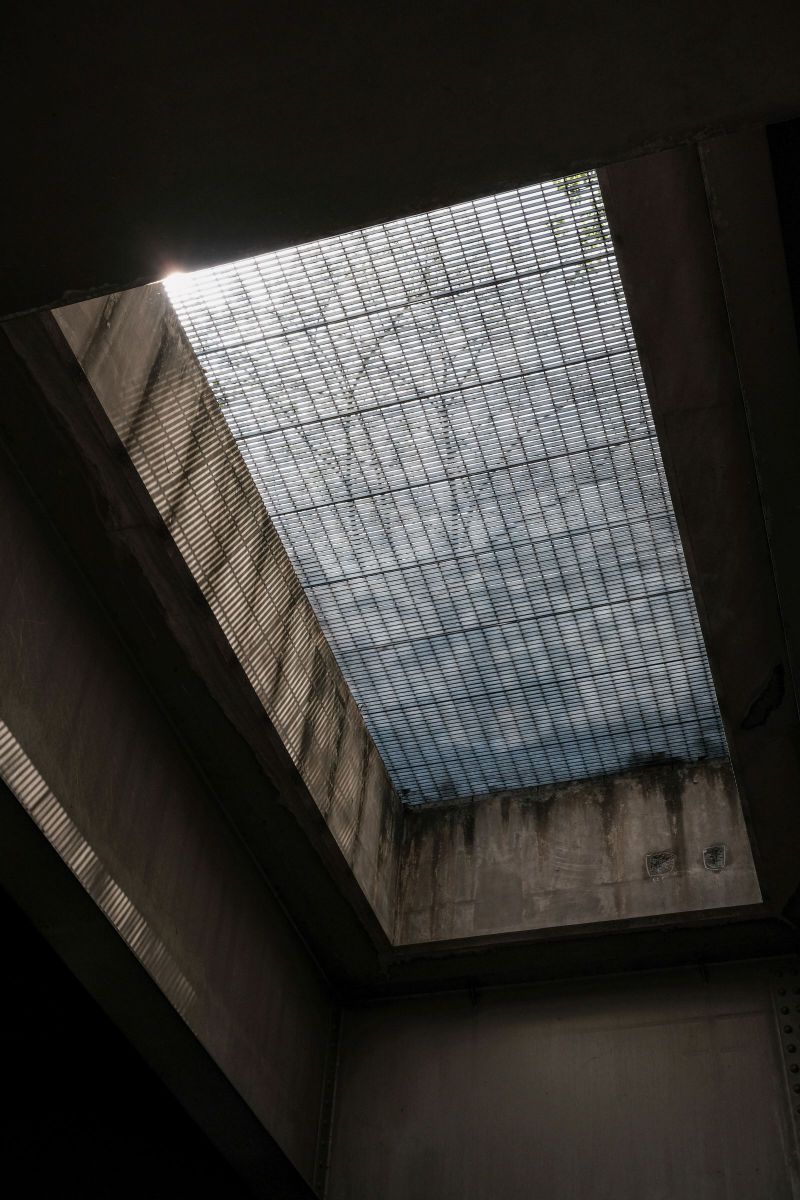 square light | GANREF