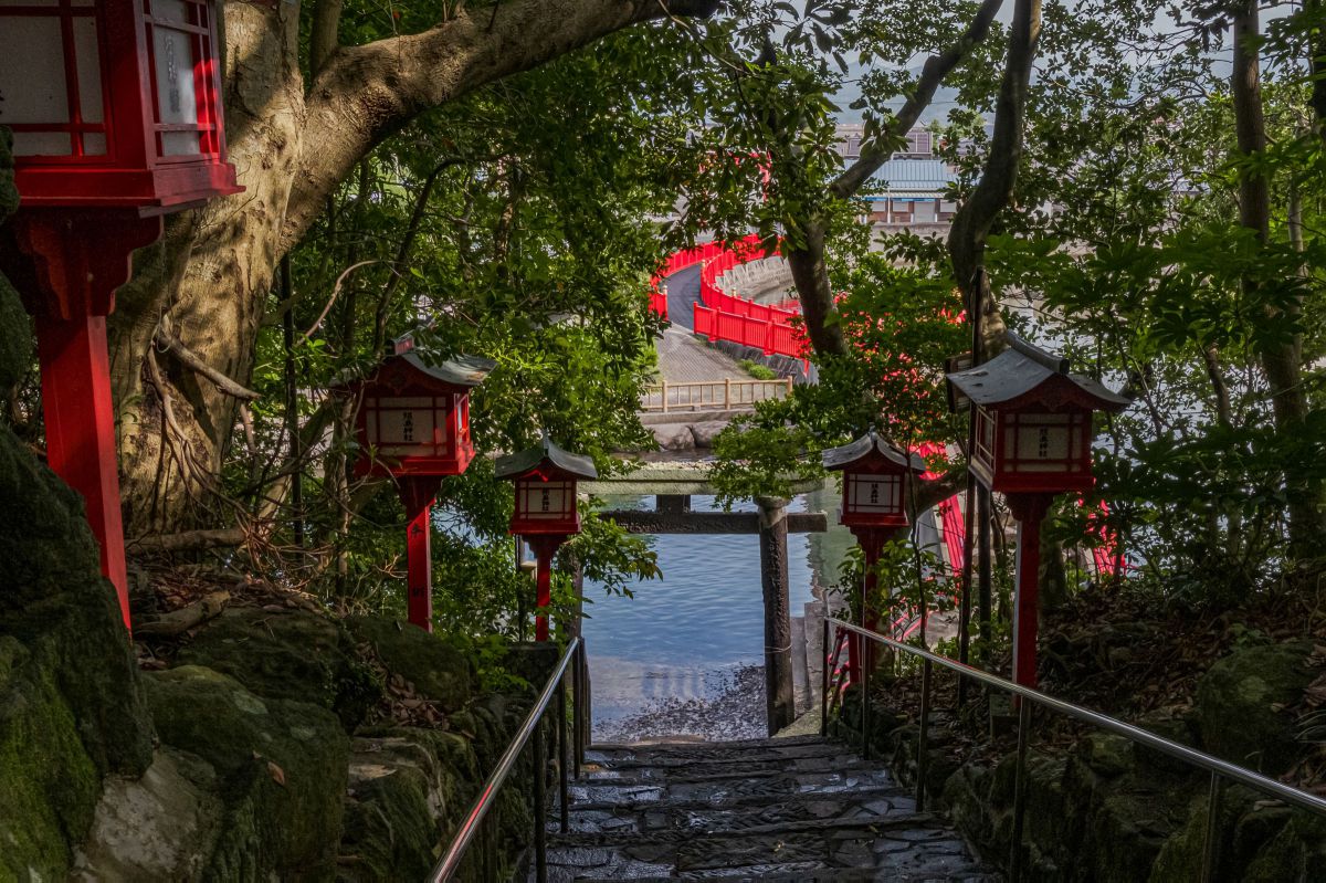 参道を上って | GANREF