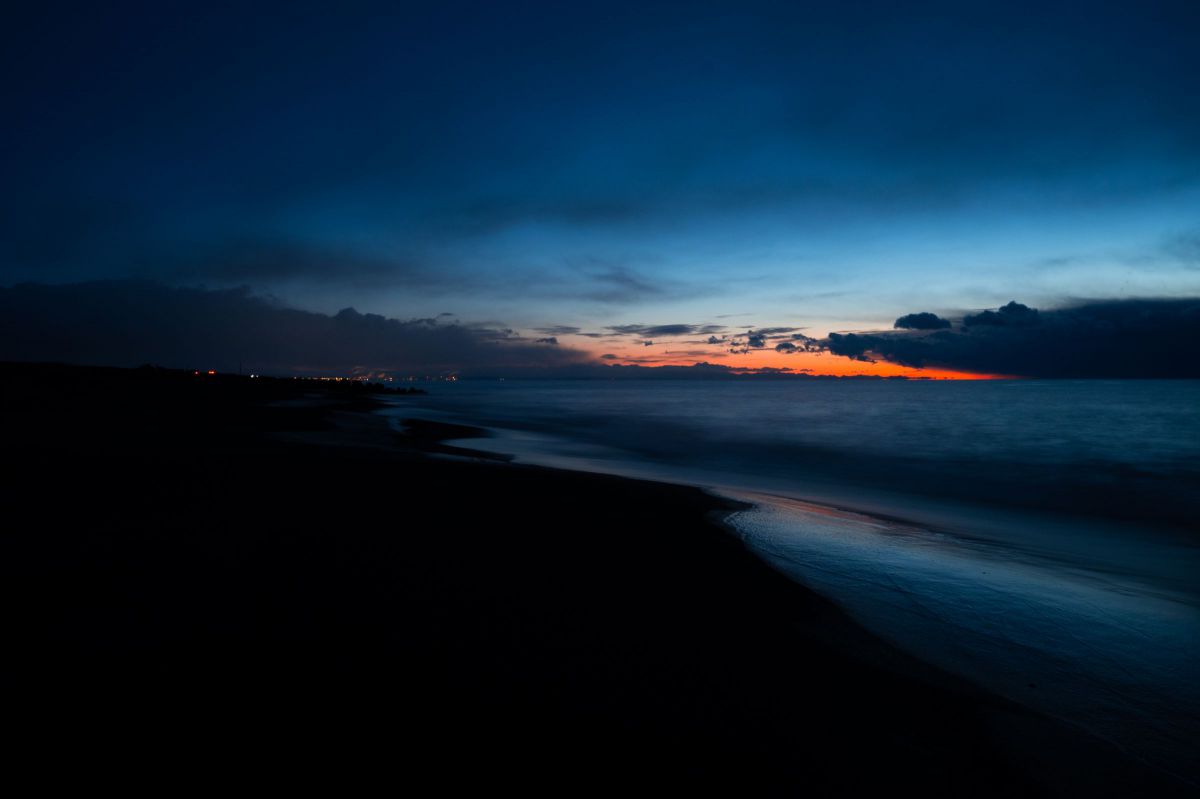 Before dawn | GANREF