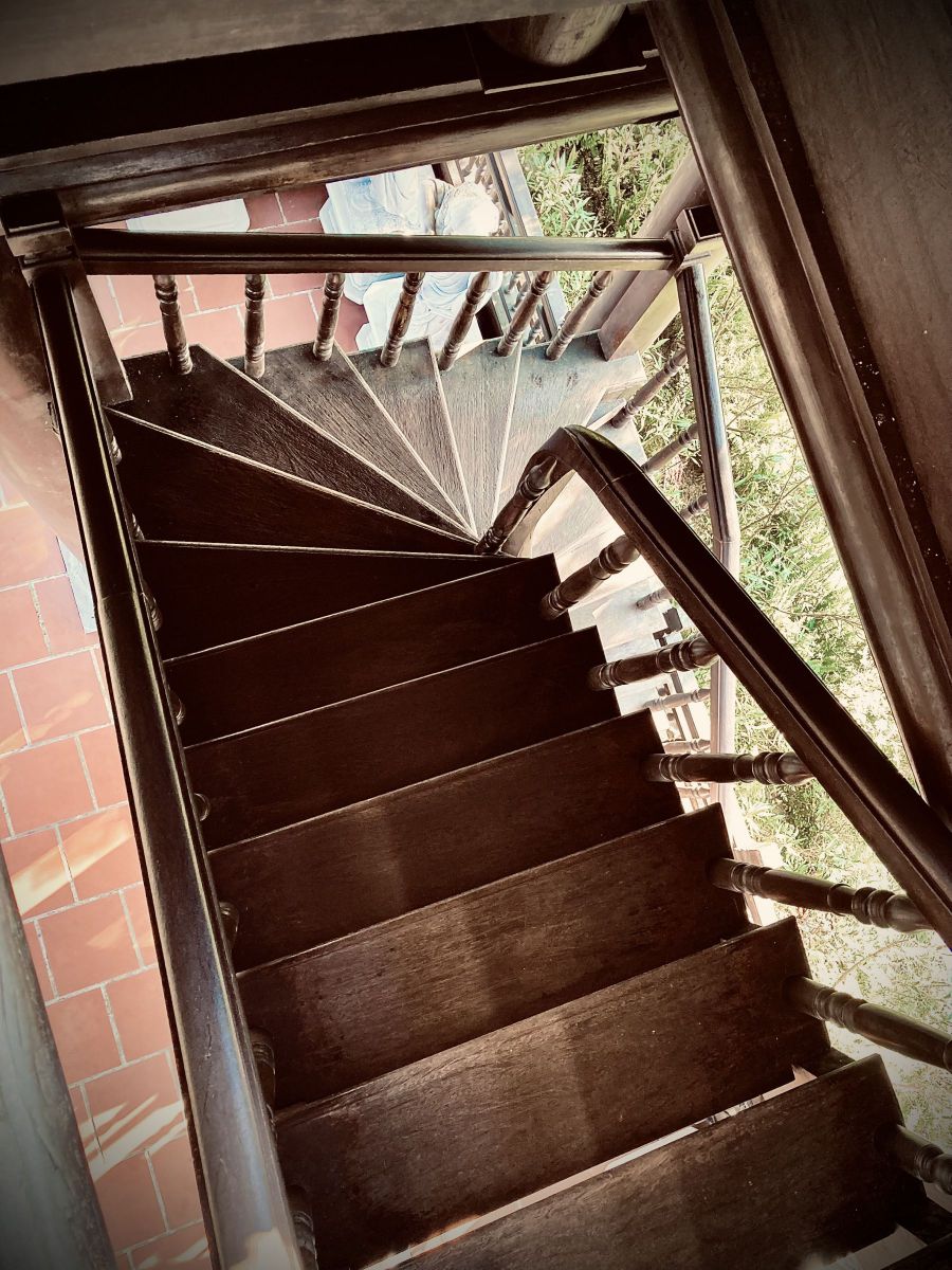 Spiral Staircase | GANREF