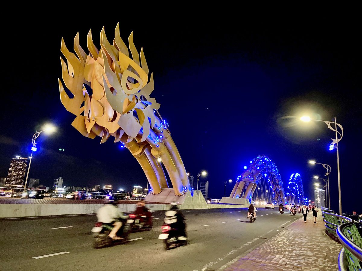 Dragon Bridge | GANREF