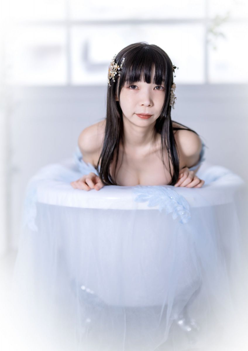 ブルー ＆ ホワイト #2 | GANREF