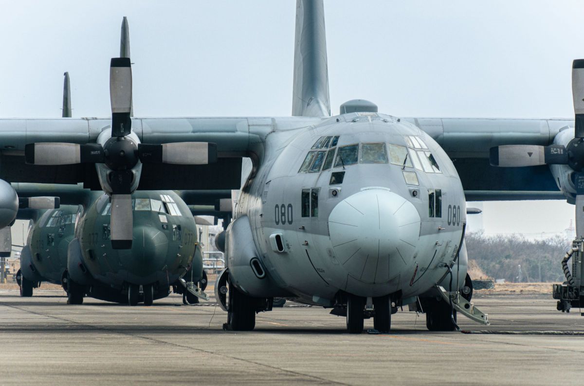 C-130輸送機 | GANREF