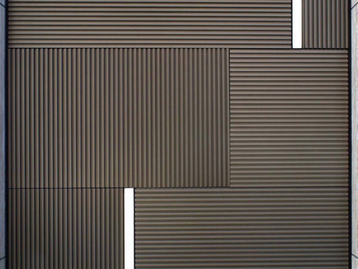 Dark brown walls with geometric patterns | GANREF