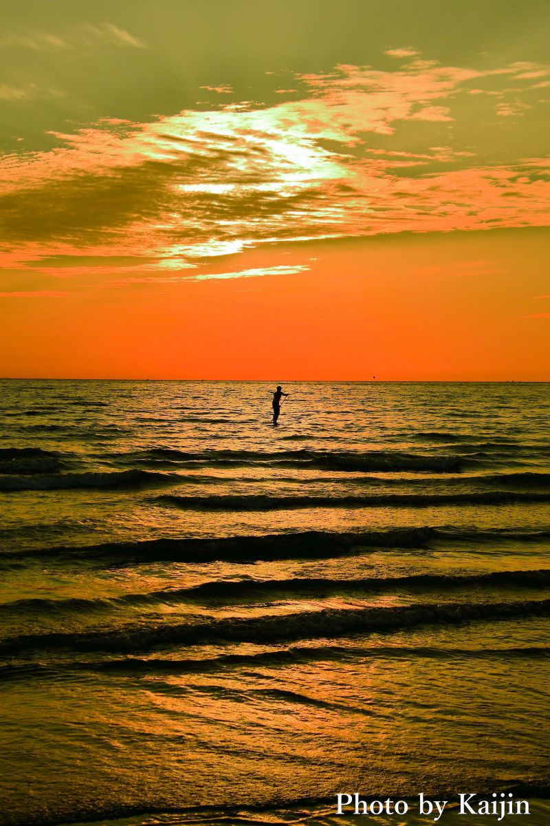 夕景の玄界灘でSUP 1 | GANREF