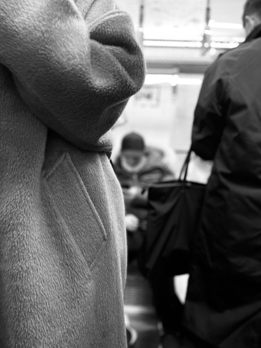 A man in the last train. | GANREF