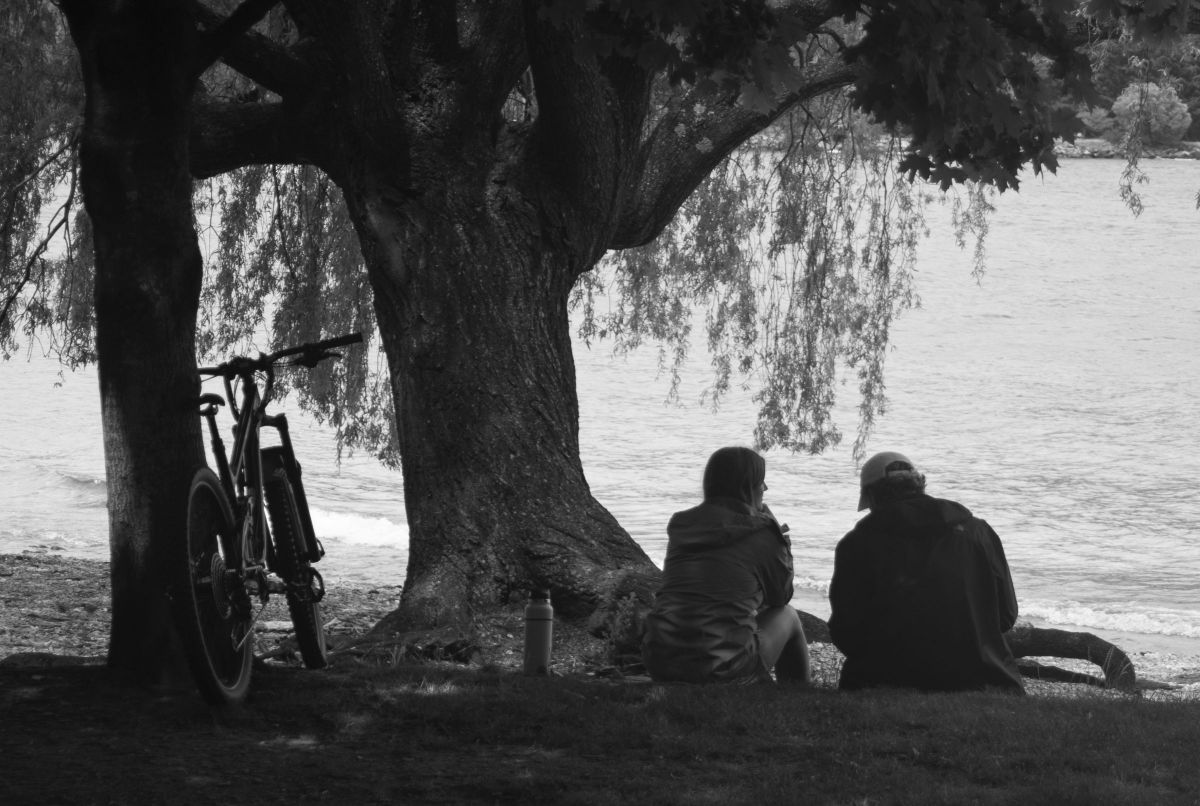 Queenstown_couple | GANREF