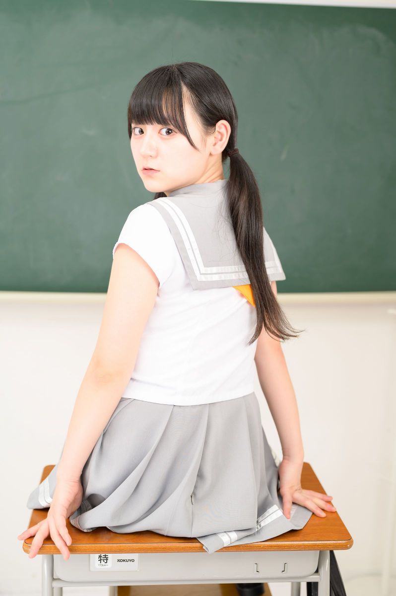 丸 凜凪198振り向く | GANREF