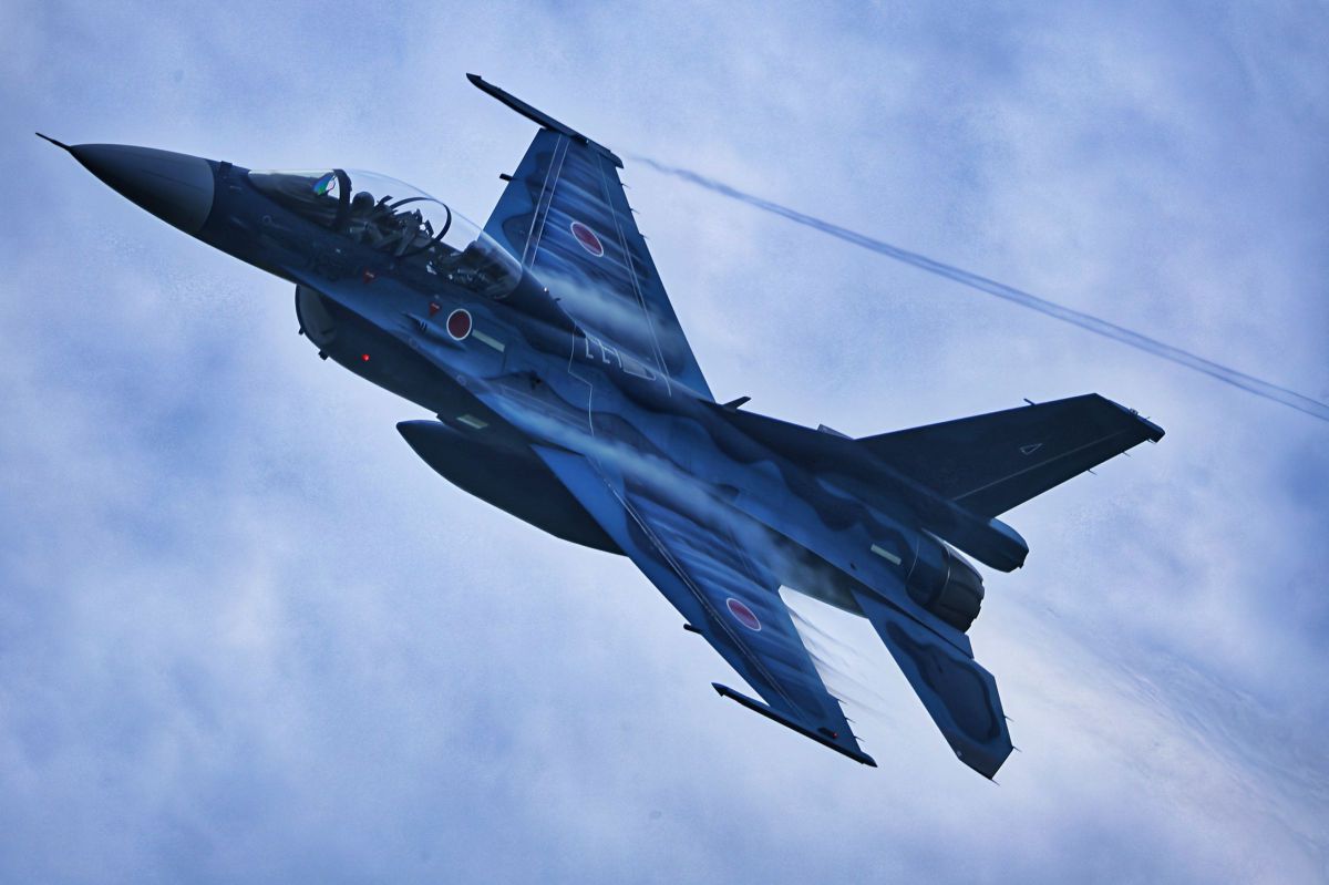 逆襲のF-2 | GANREF