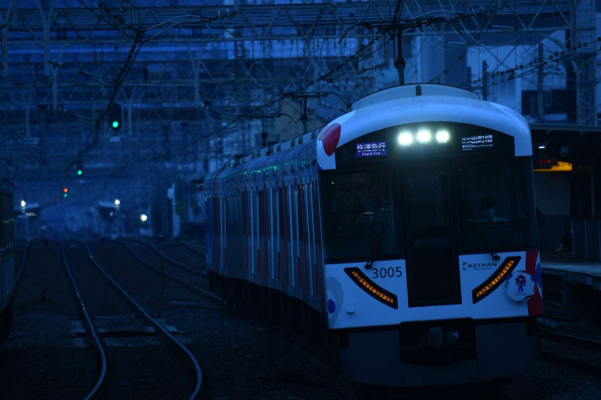 直線を越えてnext | GANREF