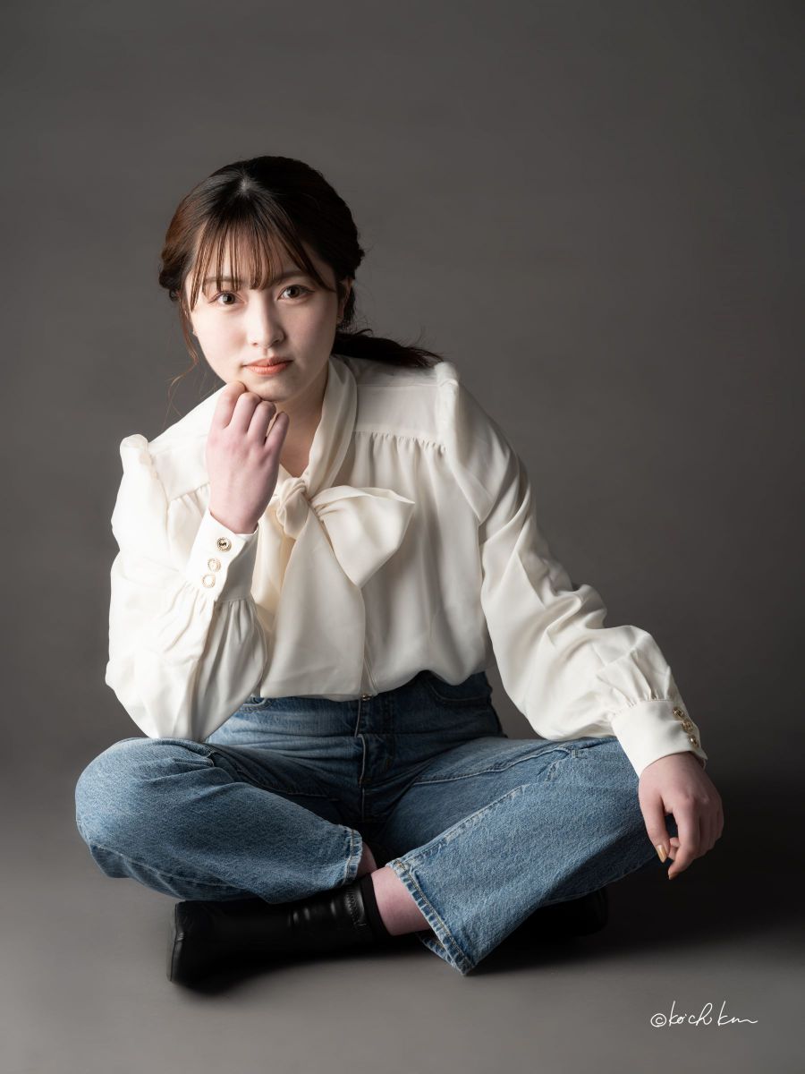 Make a pose | GANREF