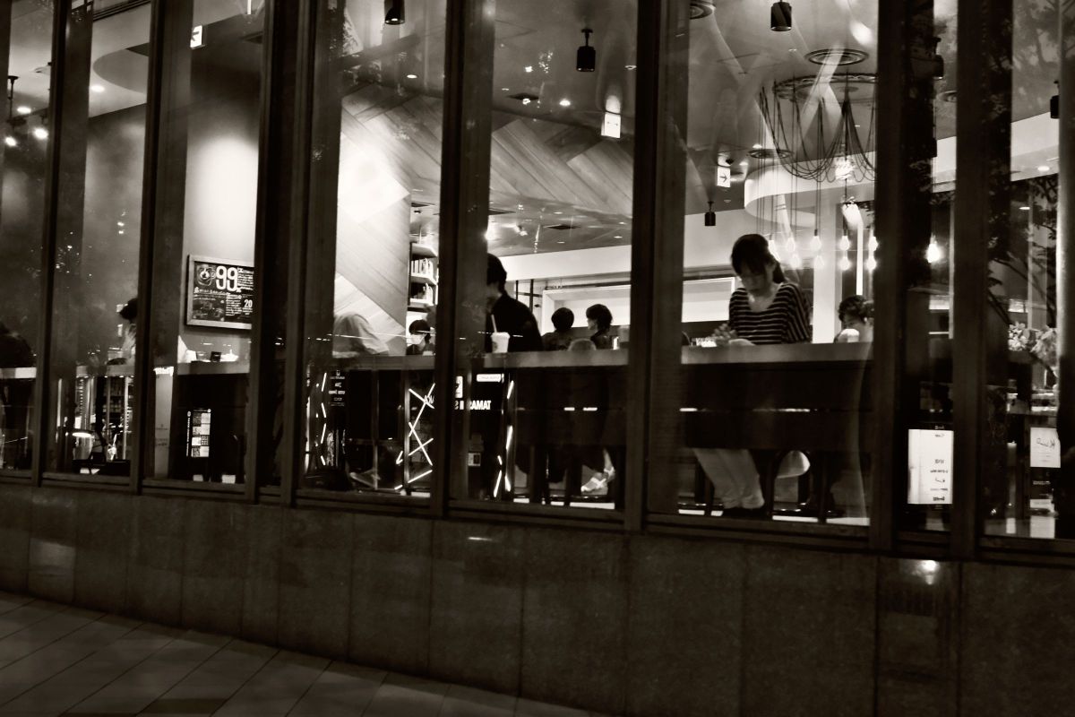 cafe at night | GANREF