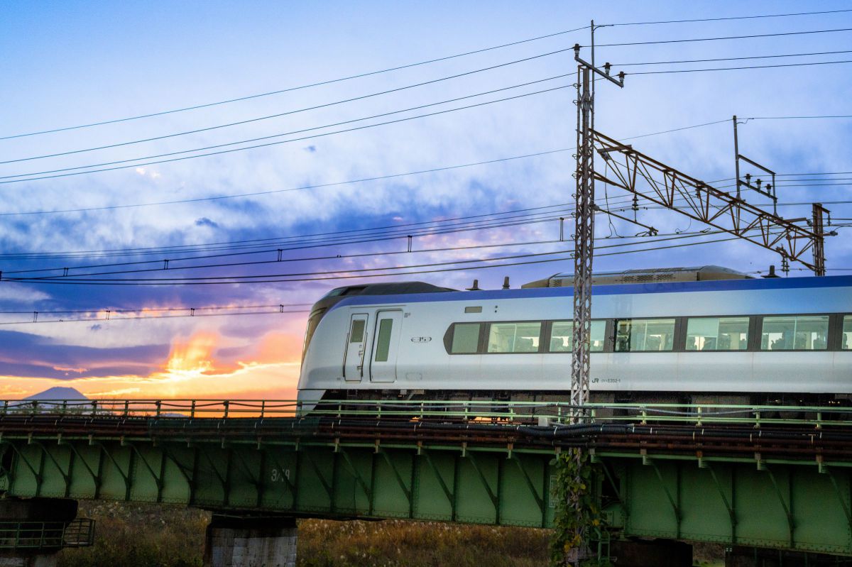 あずさ37号 | GANREF