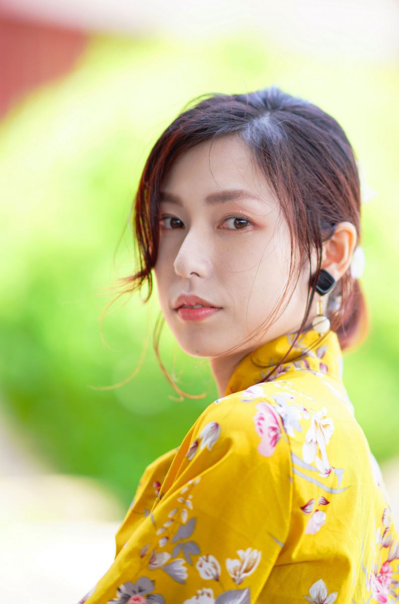 振り向く | GANREF