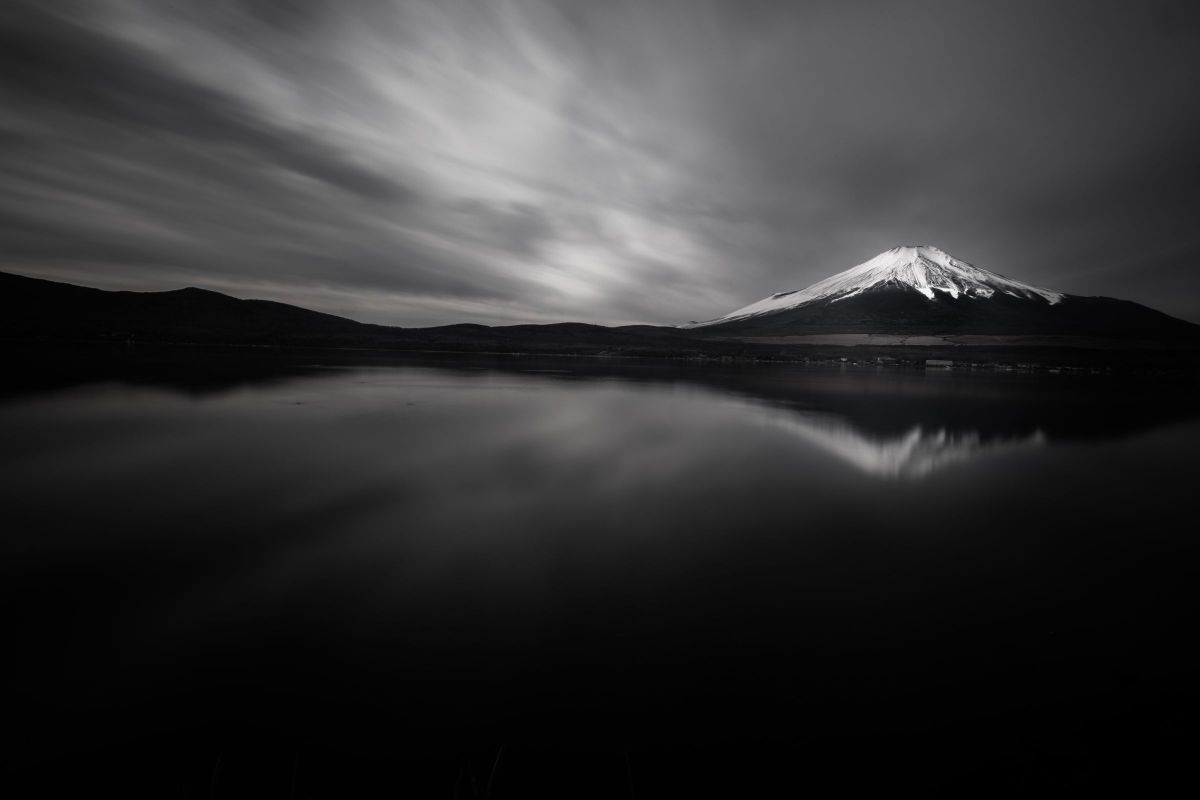 Fuji Monochrome | GANREF