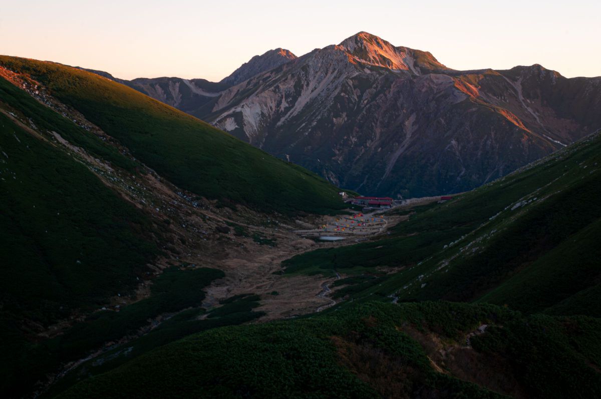 [2023]Beauty In Return | GANREF