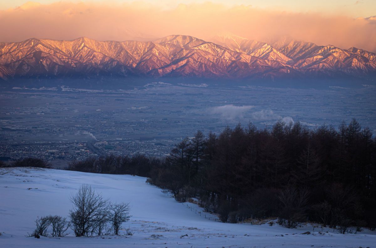 [2023]Red Mountains | GANREF