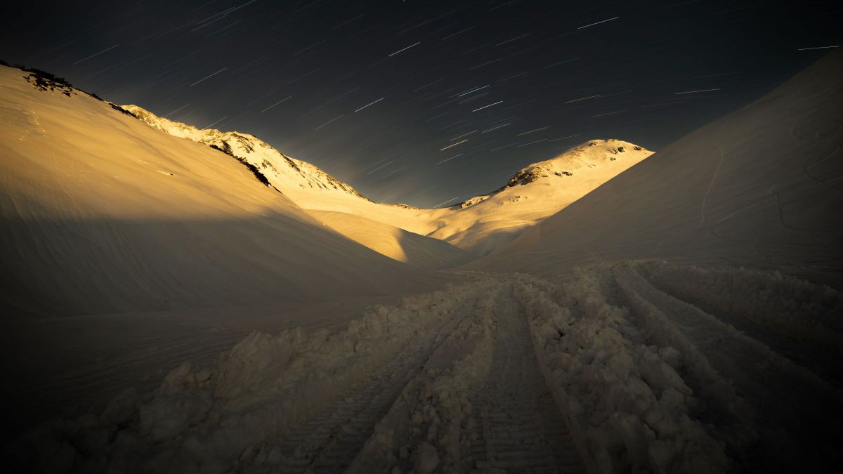 [2023]The Moon Goes Down | GANREF