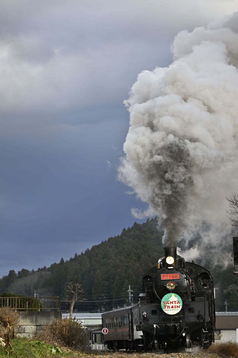 爆煙真岡鐵道 C12 | GANREF