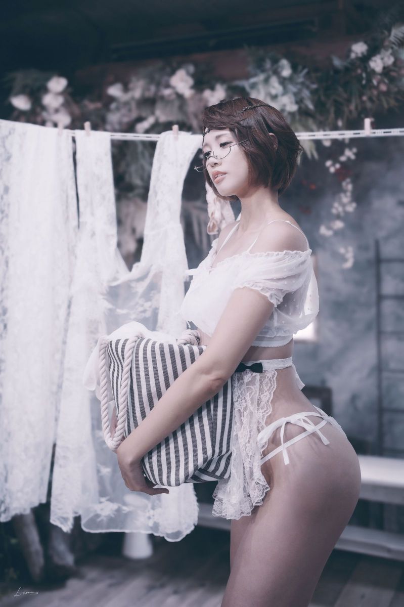 屋根裏部屋の彼女 | GANREF