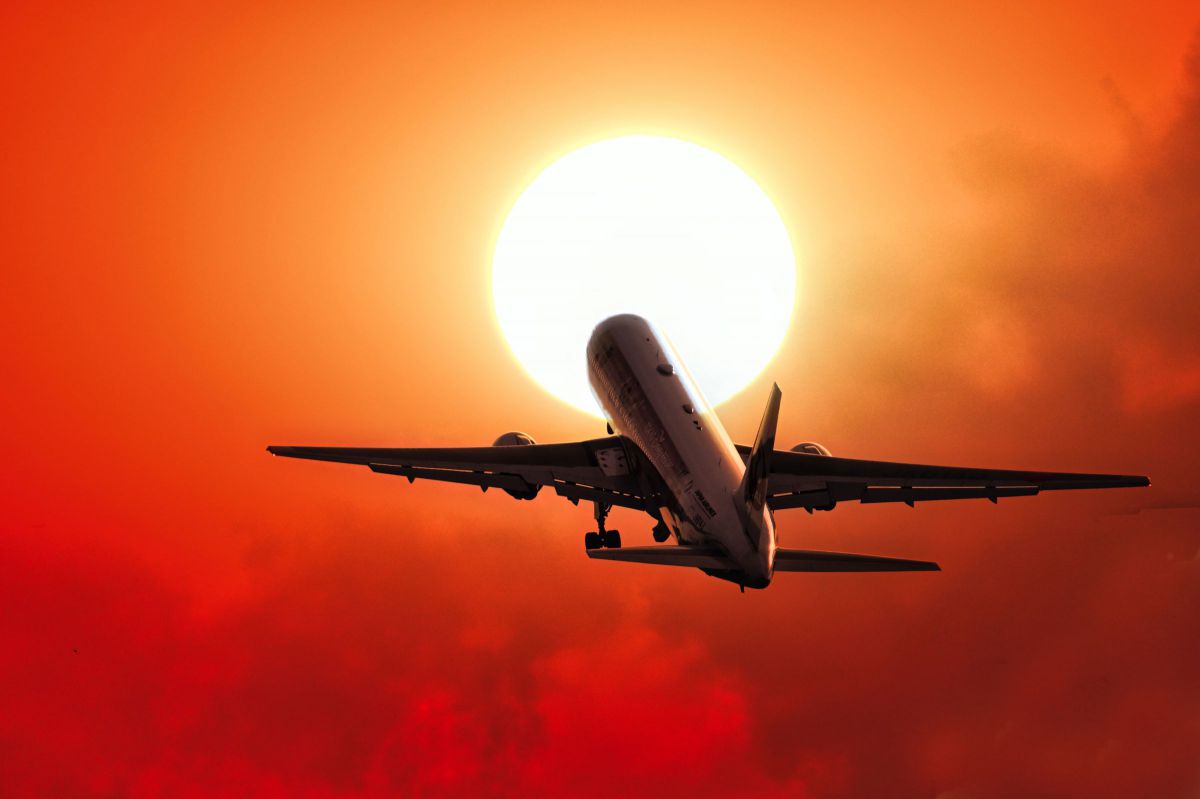 Takingoff sunset | GANREF