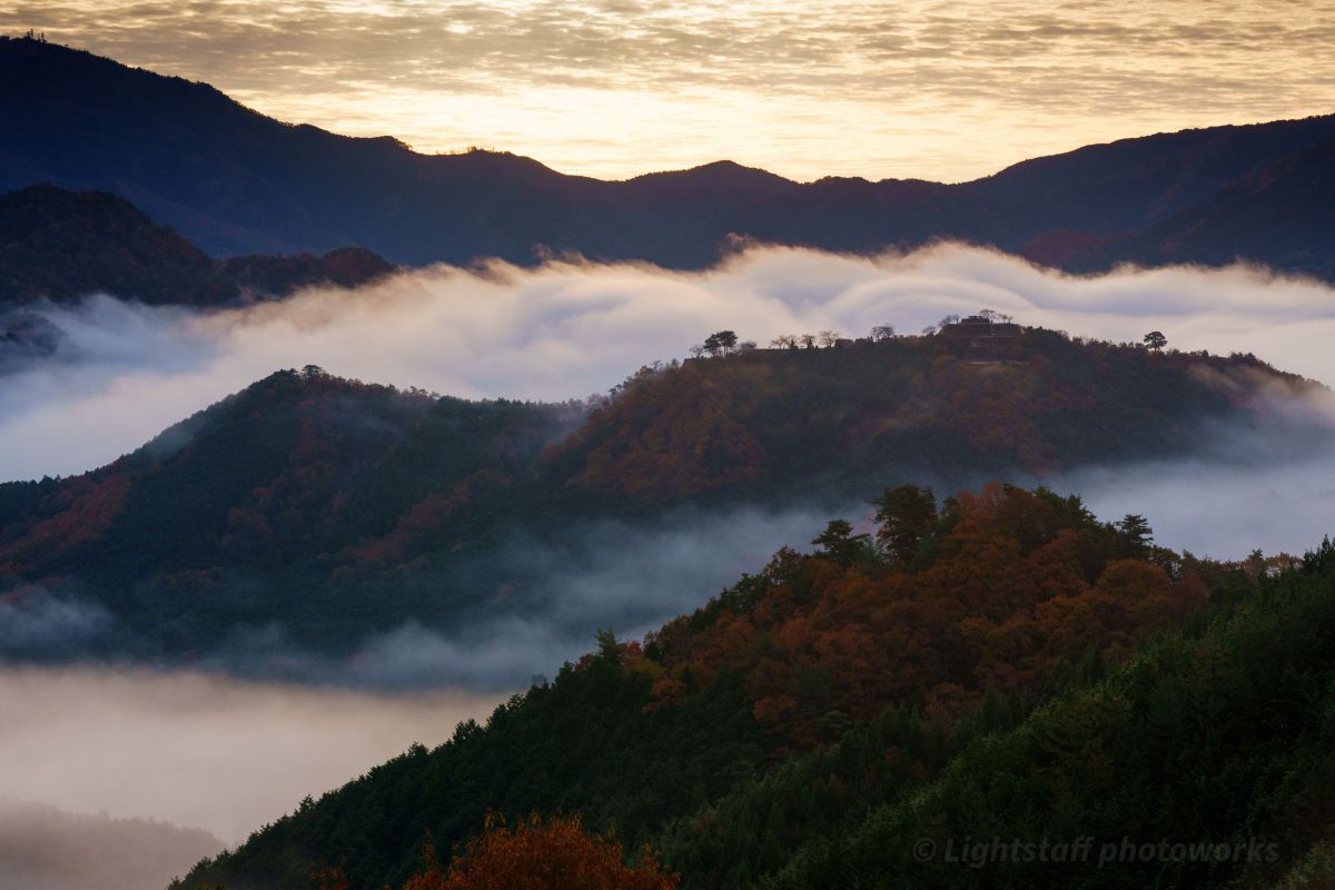 あの城を目指して | GANREF