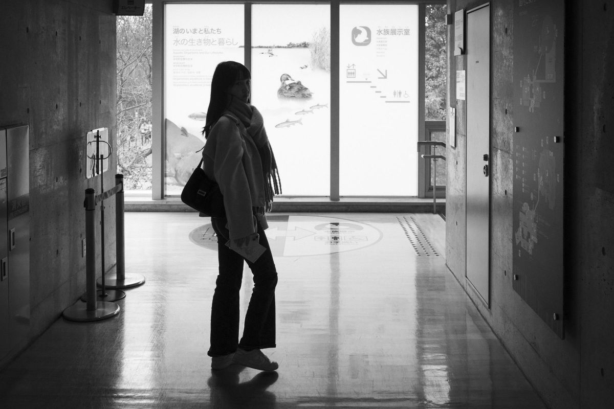 振り向く君 | GANREF