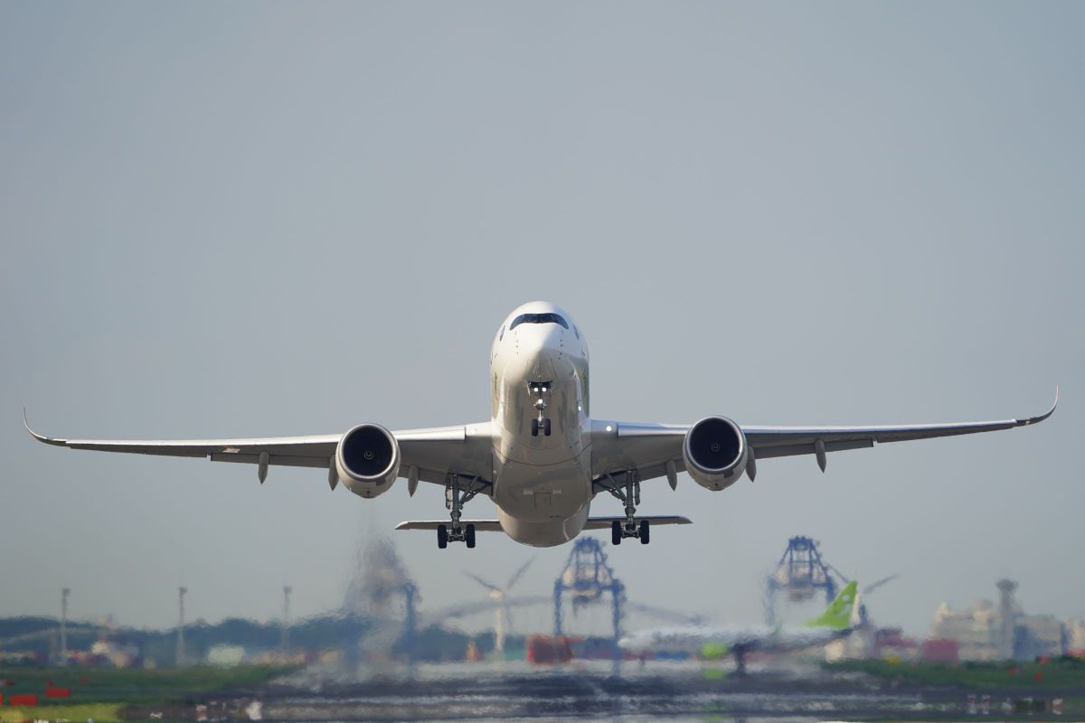 HND_JALA350 | GANREF