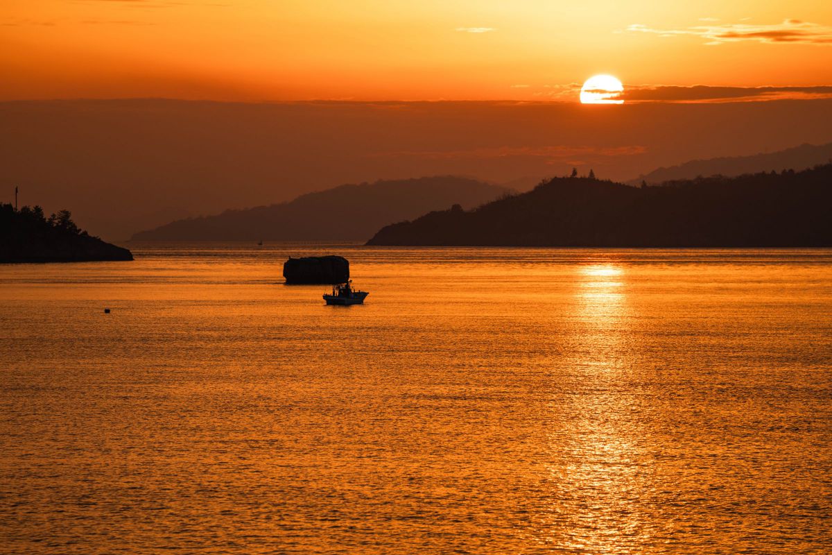 evening calm | GANREF