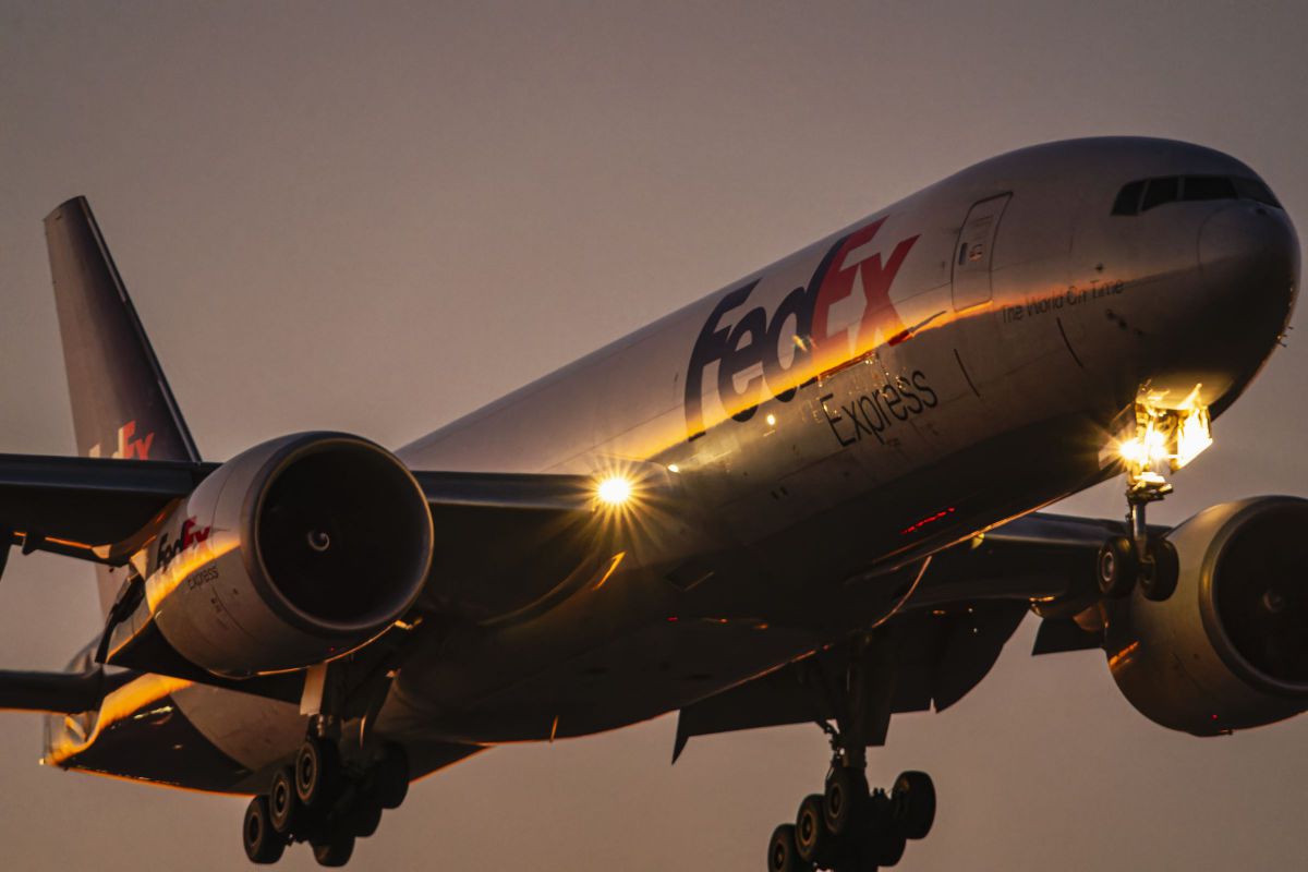 煌めきCARGO | GANREF