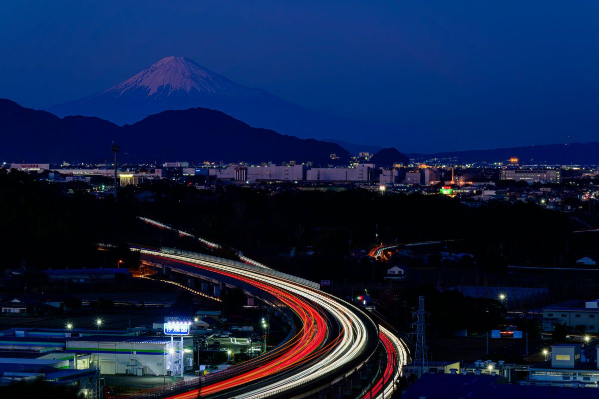 Laser beam with Mt Fuji-7518 | GANREF