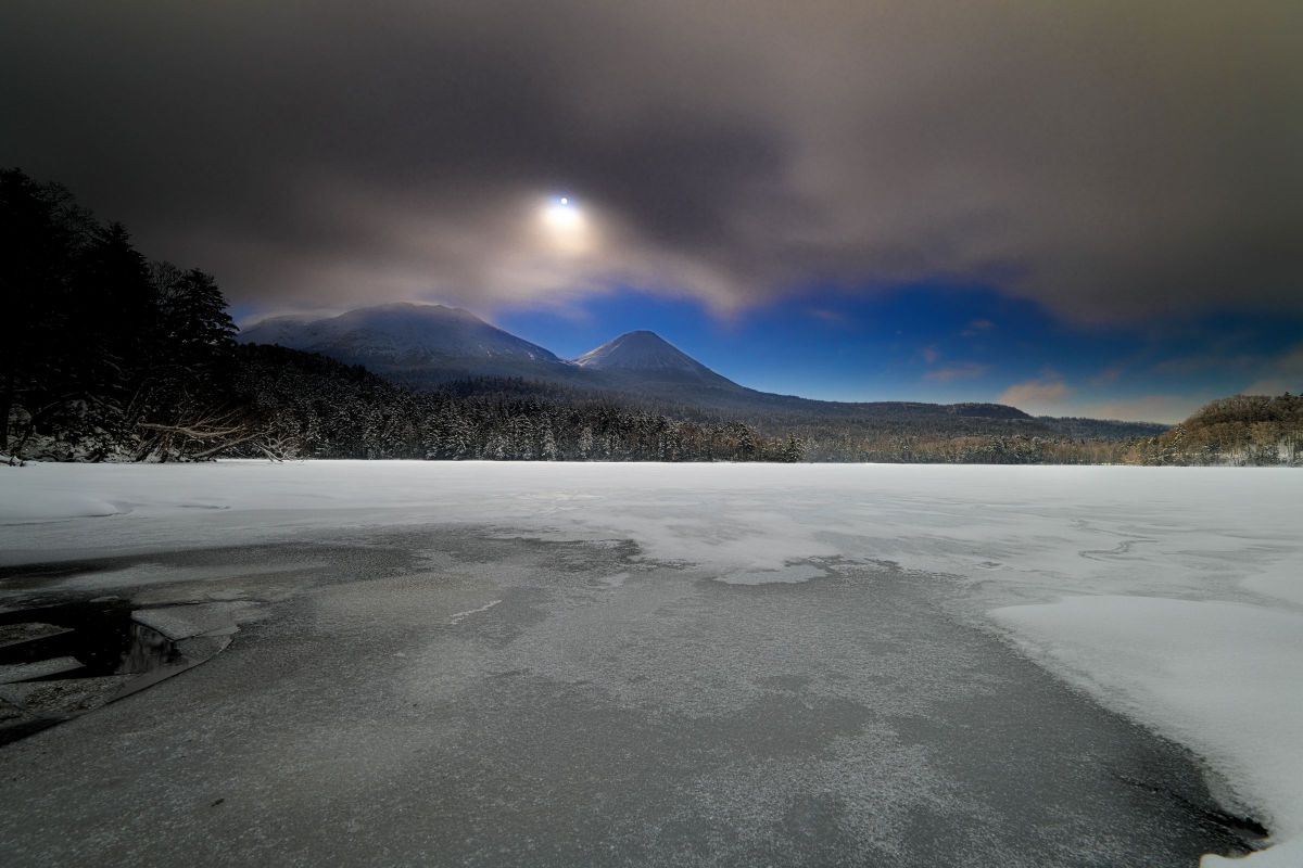 STILL WINTER | GANREF