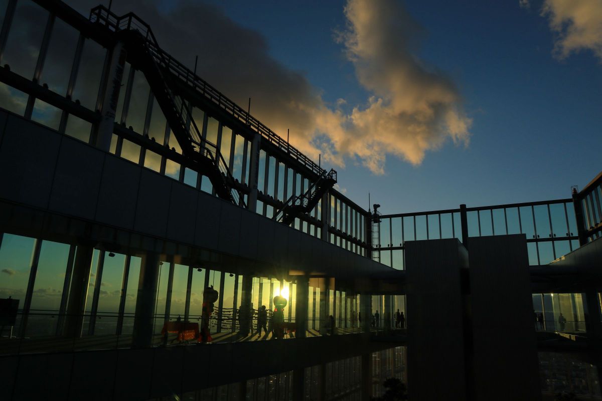 300mの夕陽 | GANREF