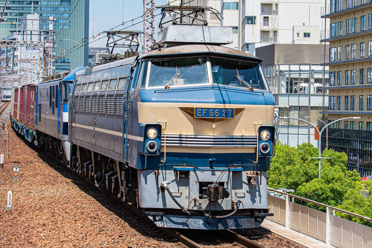 EF66 27 Nina | GANREF