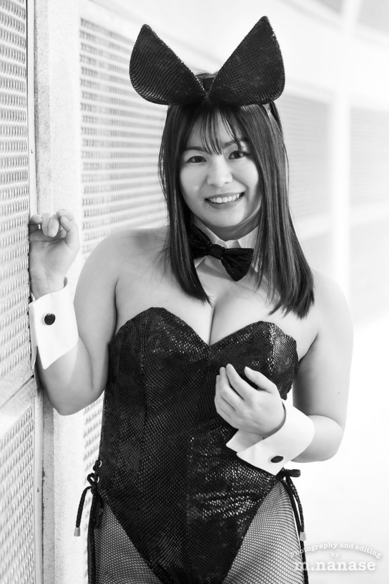 モノクロームなバニーガール | GANREF