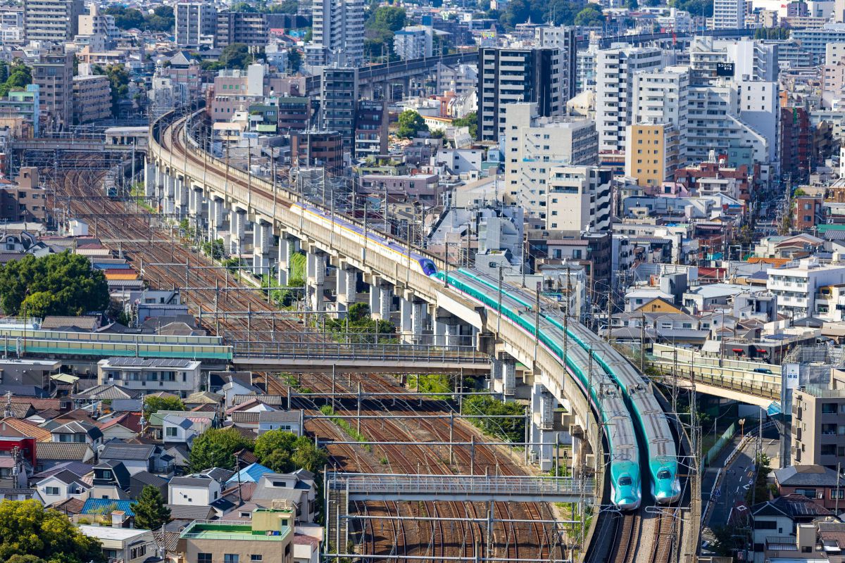 E8系「つばさ』&E5系「はやぶさ」 | GANREF