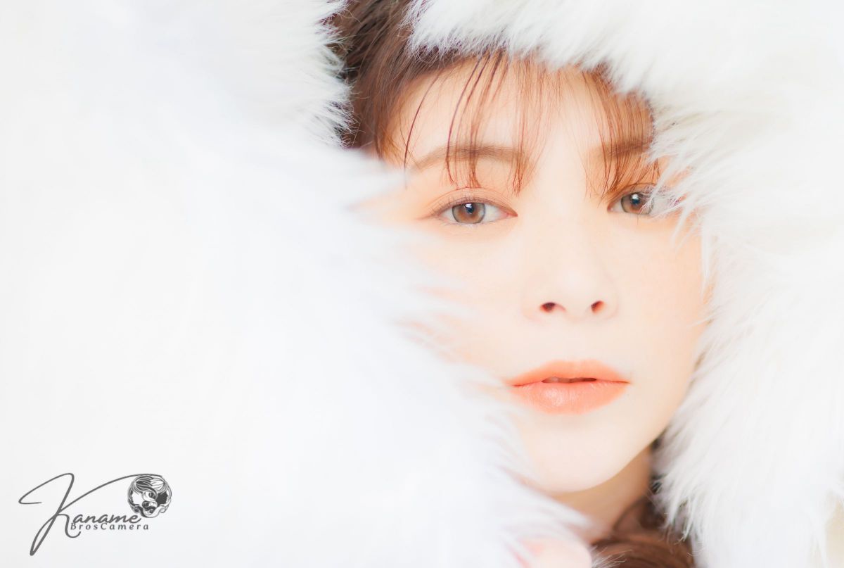 Dive to White | GANREF