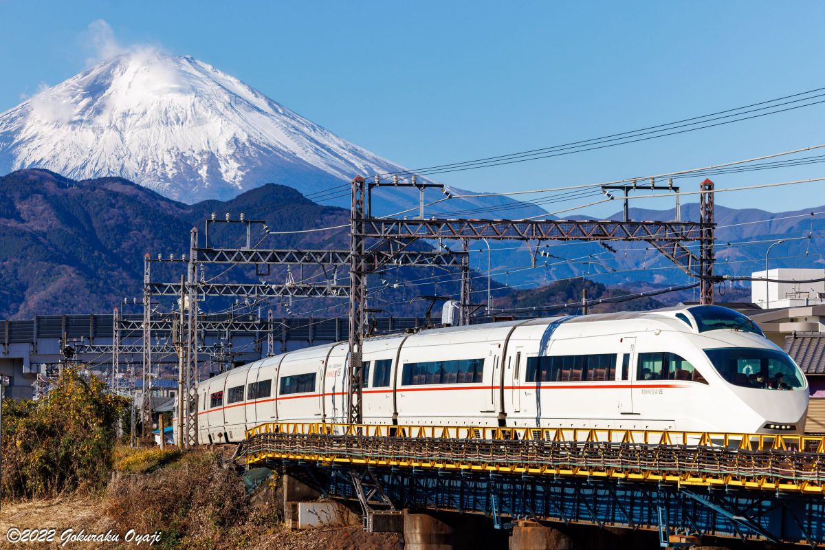 小田急ロマンスカーVSE | GANREF