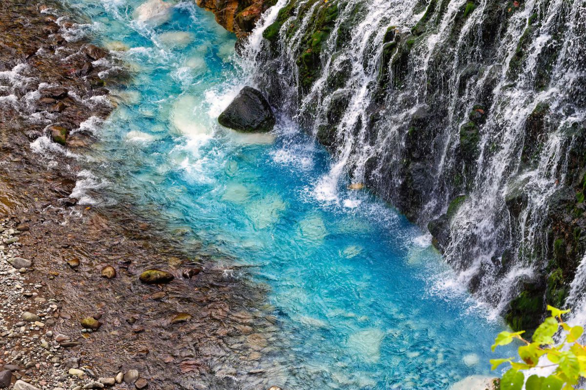 Blue river in September | GANREF