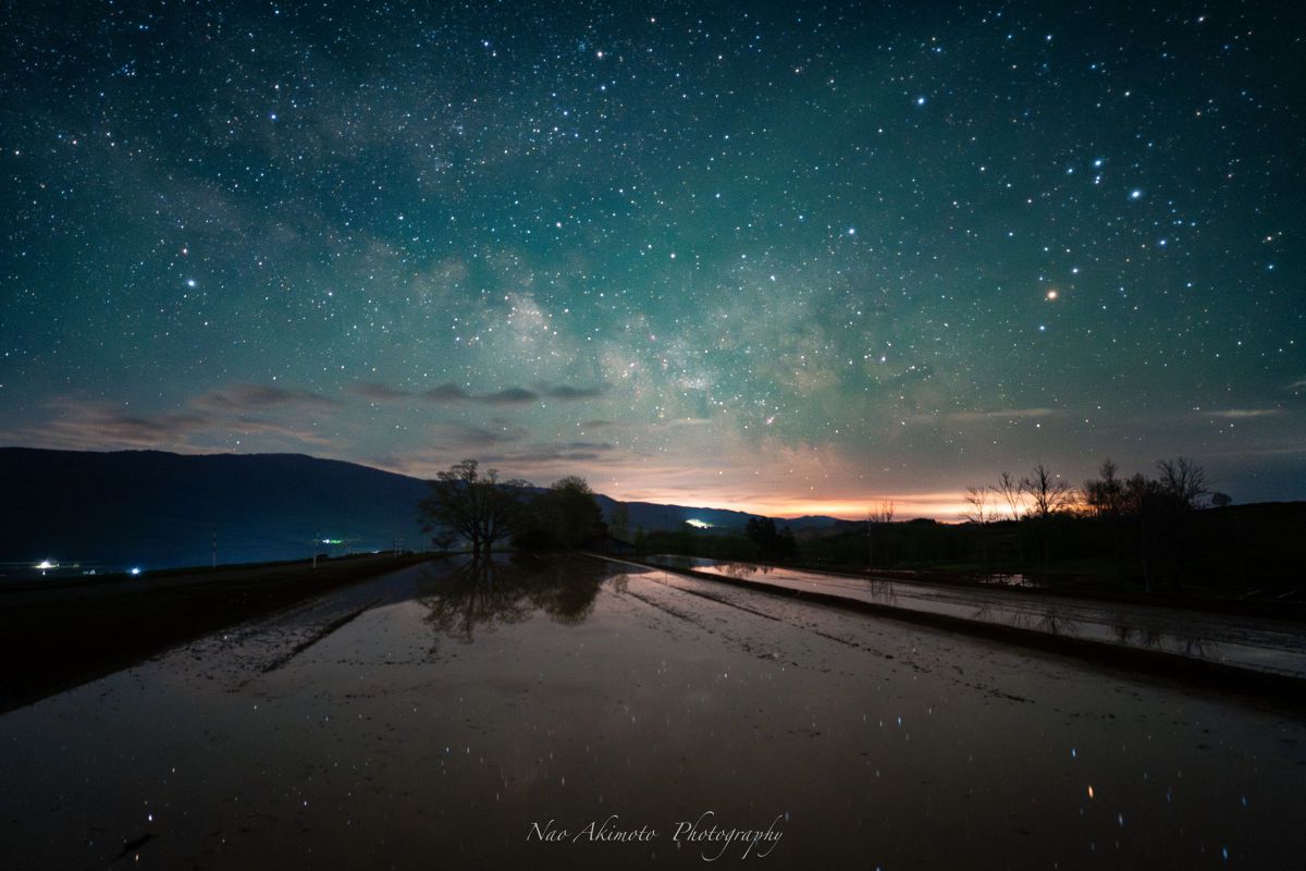 Spring night sky. | GANREF
